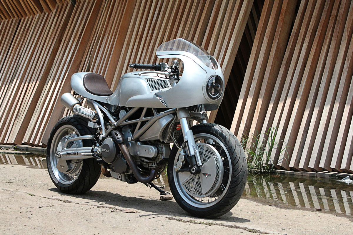 Ducati Monster 821 Cafe Racer