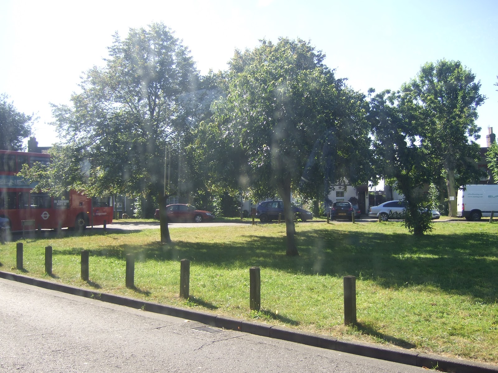 London buses one bus at a time: the return: The Number 387 Route
