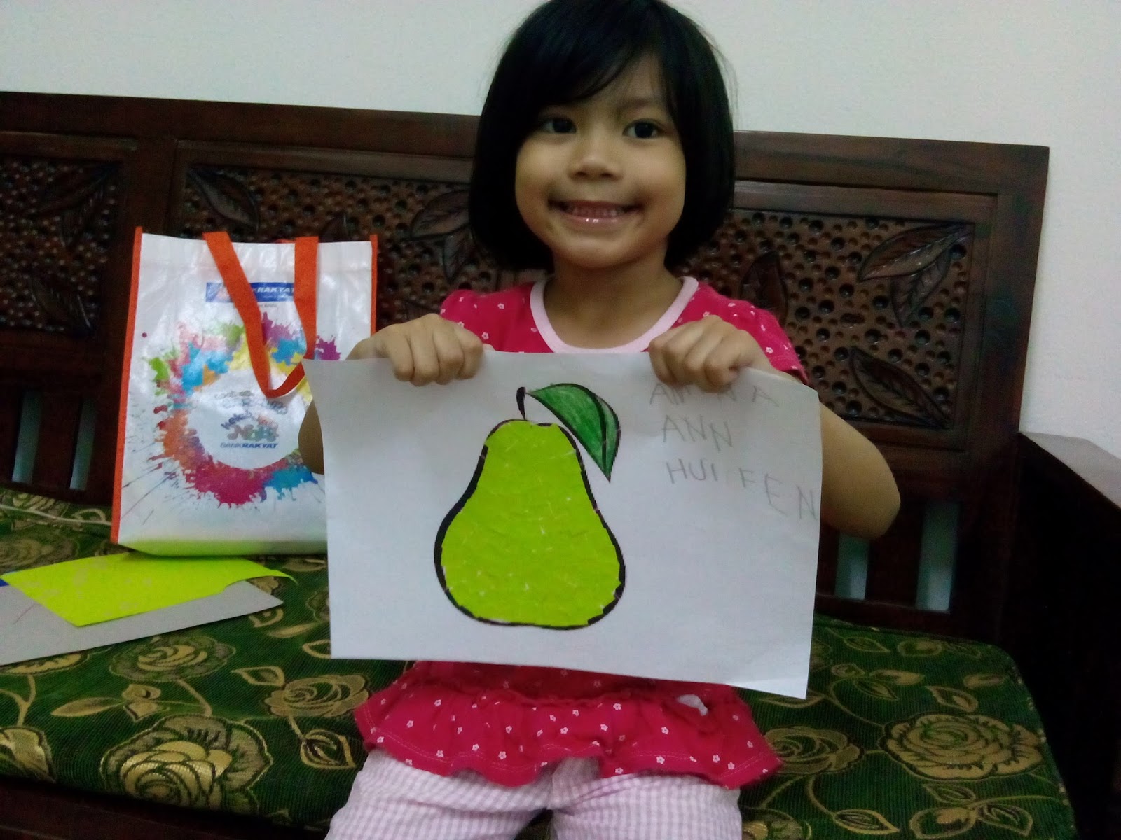 Blog Baby Ann: Aktiviti Membuat Kolaj