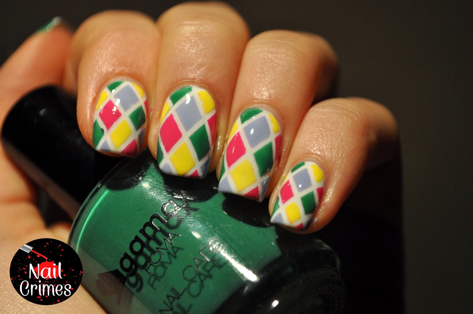 Nail Art Arlecchino - Harlequin Nails | Nail Crimes