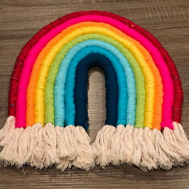 Lyndi's Projects: Yarn-Wrapped Rope Rainbow