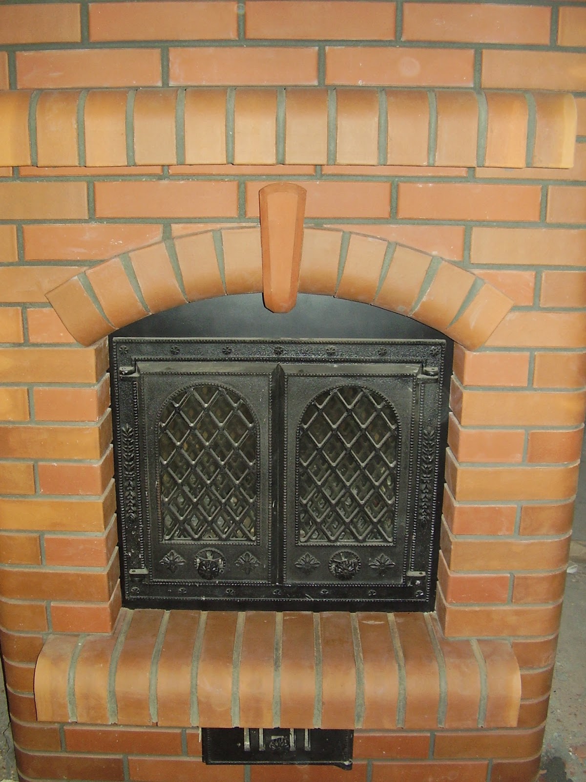 Kaminad, ahjud ja muud kolded: Ahjud ja kaminahjud