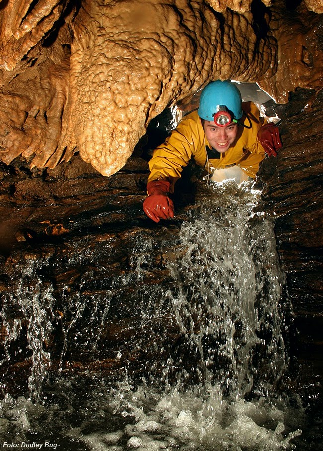 espeleobloc: Dudley Bug, espeleofotògraf (2)