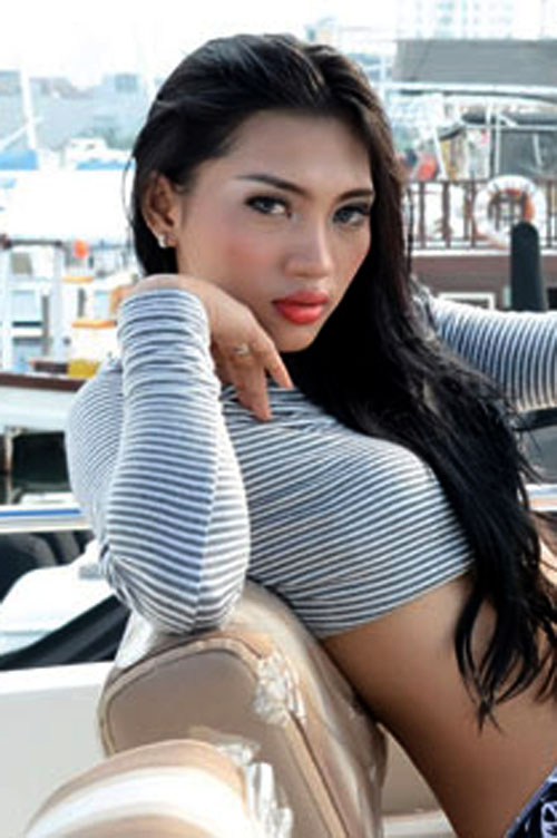 Cicha Claudya for Popular World Magazine, June 2013