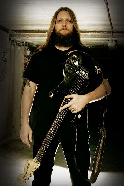 Zona Rock Dan Metal : TREVOR PERES