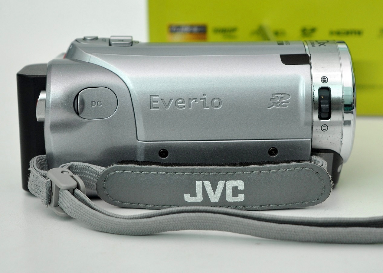 Jual Handycam Second JVC Everio GZ-E205 | Jual Beli Laptop Second dan ...