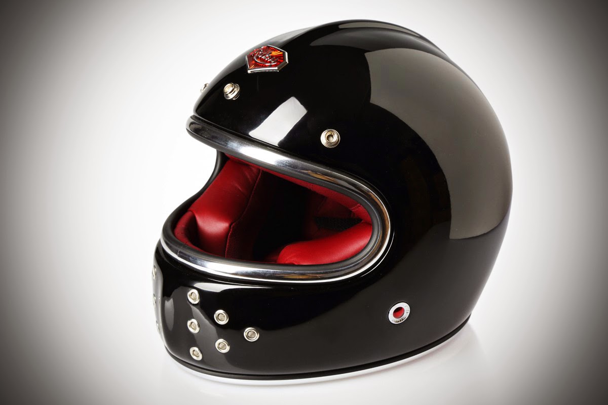 'Cause You Need ...: ... Retro full face helmet