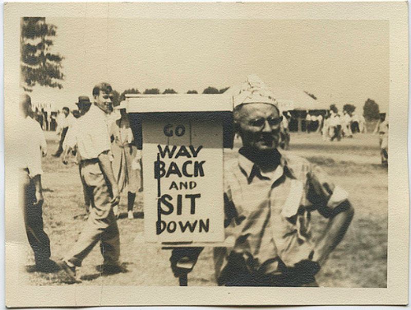 Sign of the Times – 21 Hilarious Vintage Snapshots of People Posing ...
