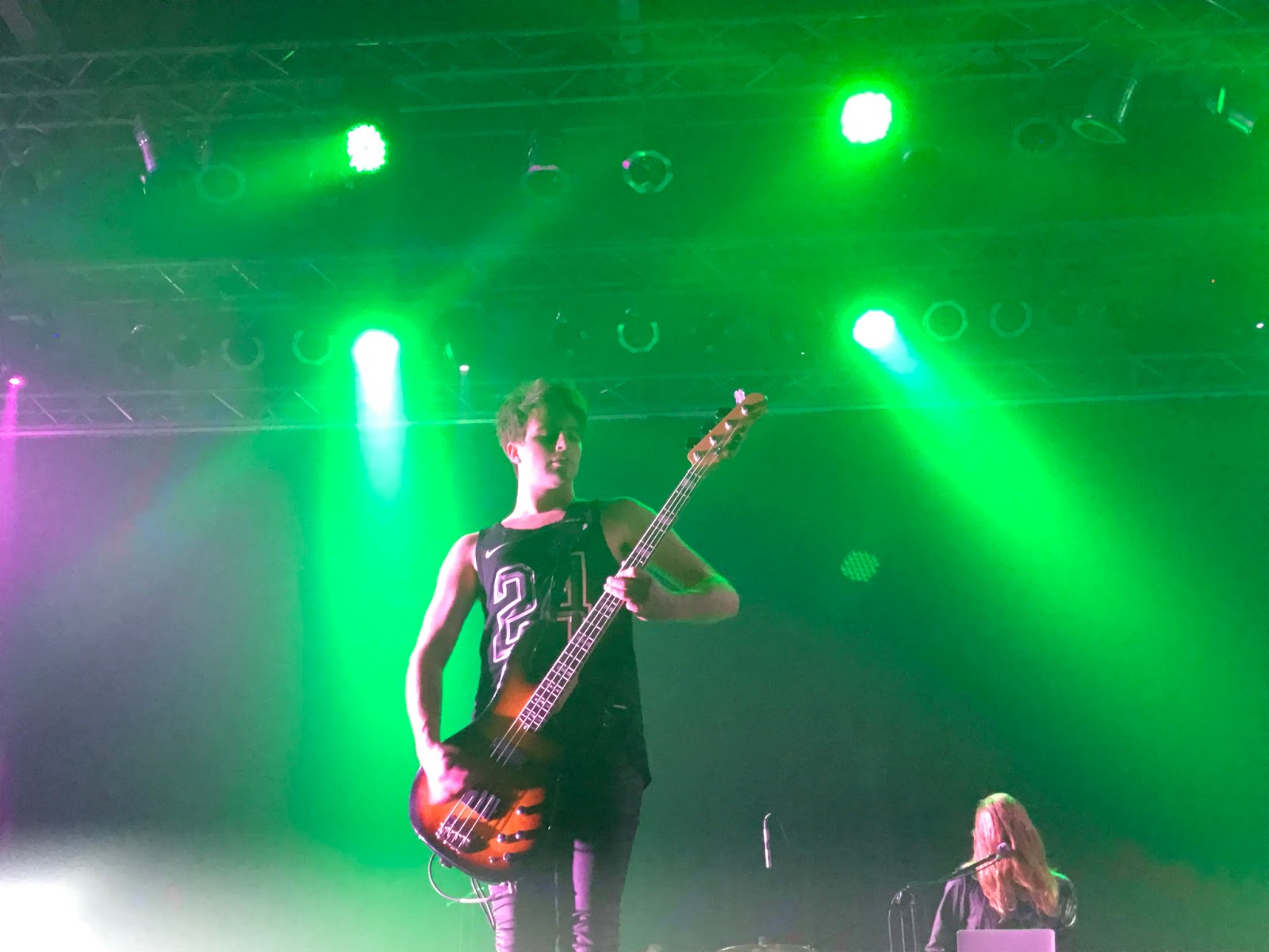 對我來說他們並不只是個 scene band，也不是隨便一個 electronicore band | 第二藝術