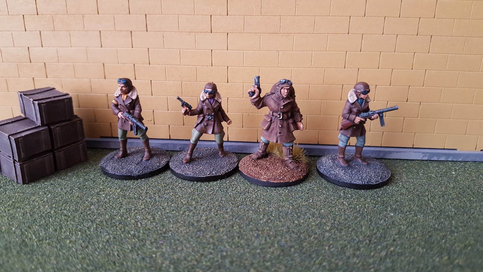 Level 2: Pulp Alley - The Cast: "The Good Guys"