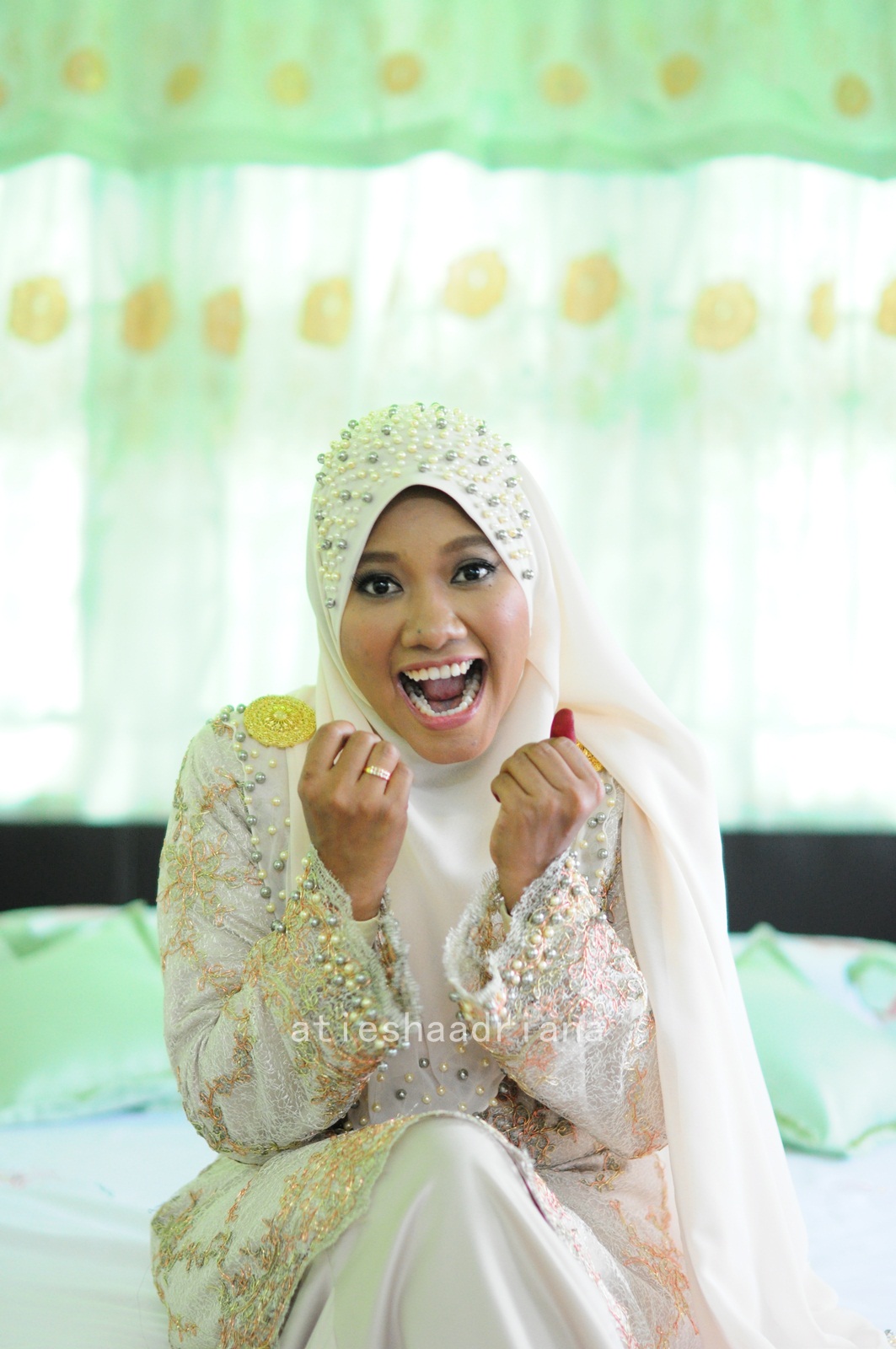 Simple but Perfect by Cik 'Puan' Tqah: Review Makeup Nikah + Reception