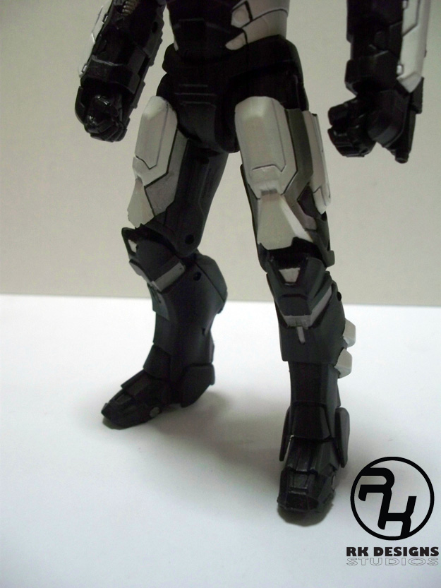 R.K. Designs Studio: Hasbro 6" War Machine Repaint (HT Milk ver. scheme)