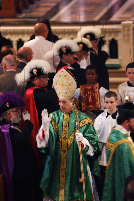 Te Deum laudamus!: Photos: Solemn High Pontifical Mass with Bishop ...