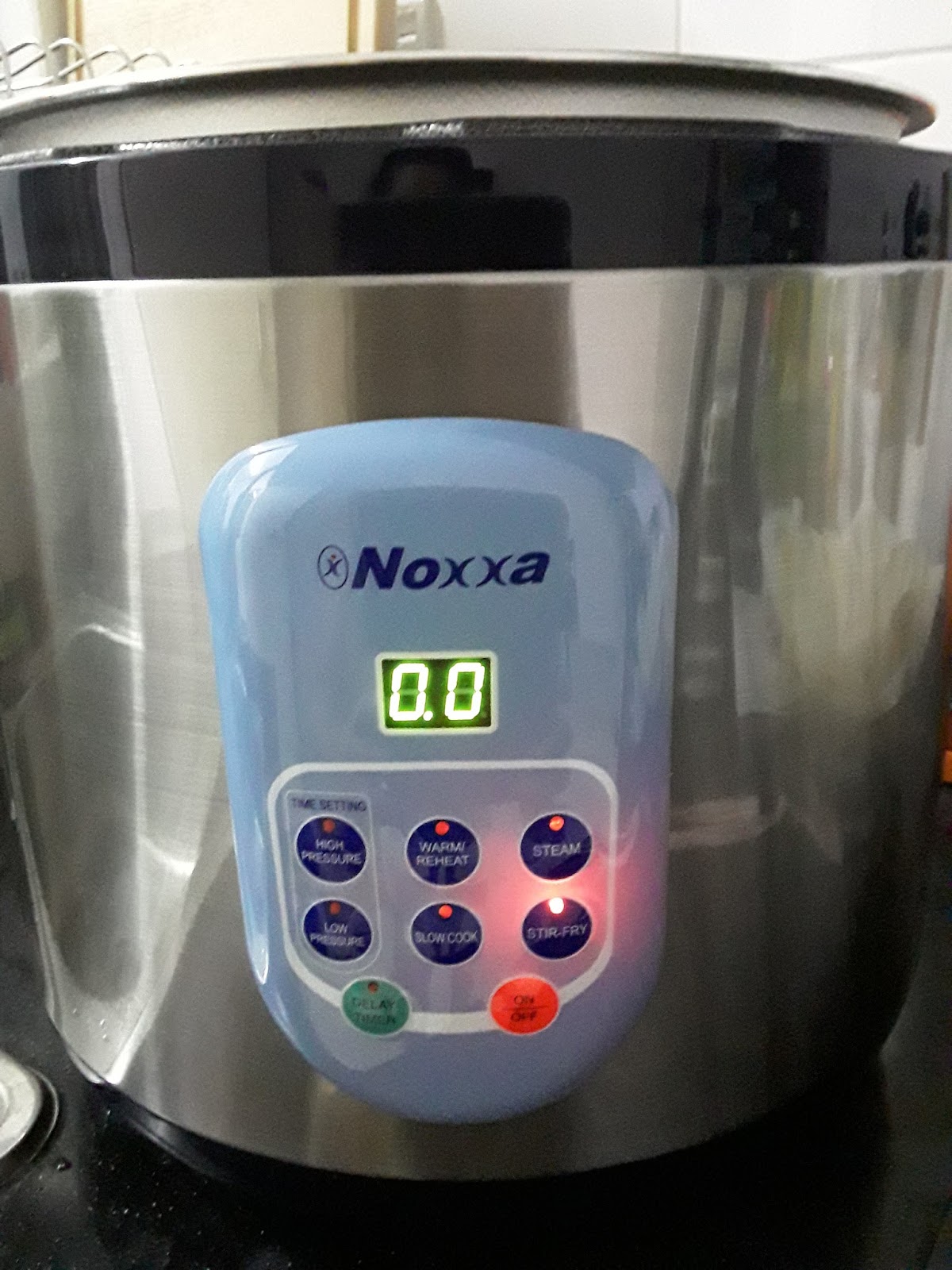 Karipap goreng guna periuk noxxa