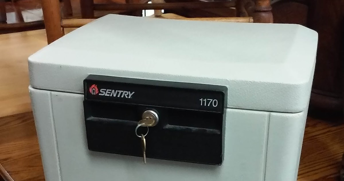 UHURU FURNITURE & COLLECTIBLES: SOLD Sentry 1170 Lockbox - $30