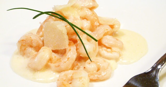 Bunatati din bucataria mea: Creveti in sos de vin alb si mascarpone