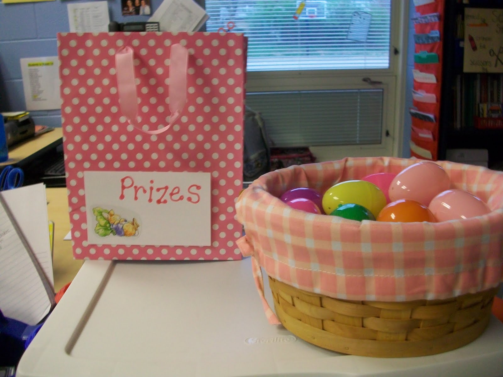 Mrs. Wheeler's First Grade Tidbits: "Egg-cellent Behavior!"