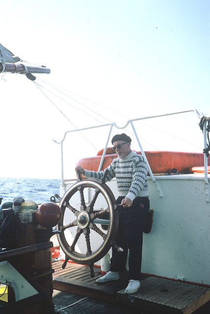 On The Rocks: The Last Voyageof the Brigantine Yankee