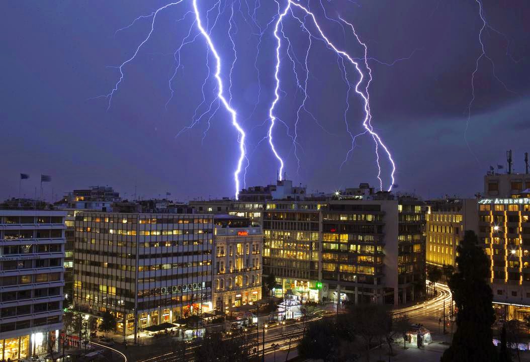 Το ΒΗΜΑ της Ιτέας: ΕΞΩΠΡΑΓΜΑΤΙΚΕΣ ΕΙΚΟΝΕΣ ΑΠΟ ΤΗΝ ΚΑΤΑΙΓΙΔΑ ΠΟΥ ΣΑΡΩΣΕ ...