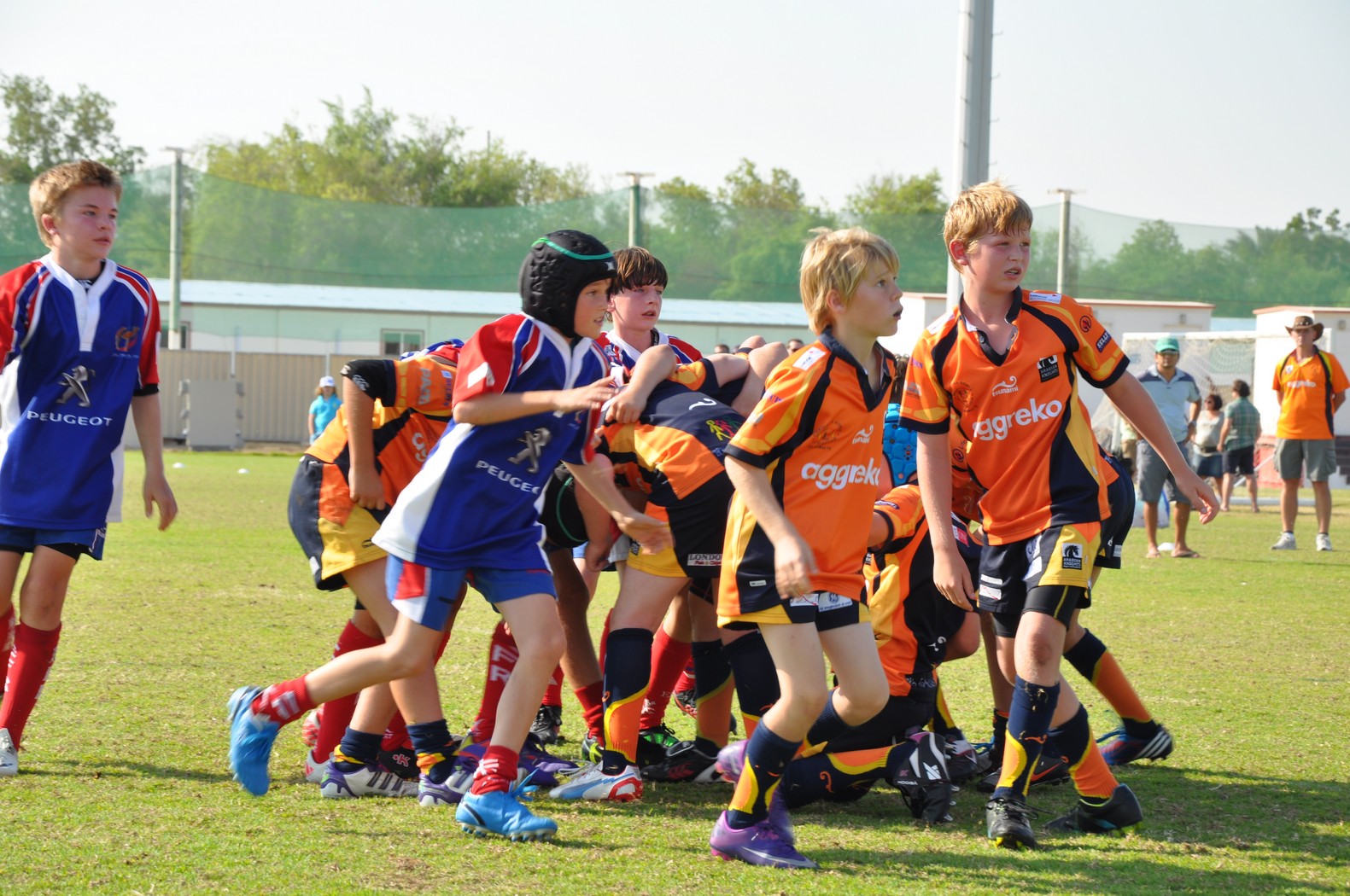 (2) Sous le soleil de....: Rugby EFR Abu Dhabi contre Arabian knights