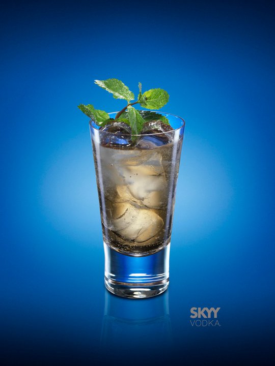 Cotton Candy Fashion: SKYY VODKA - O Canto da Sereia