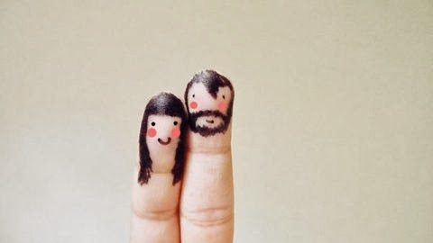 eyE catching !!: FiNgEr PeOplE.....
