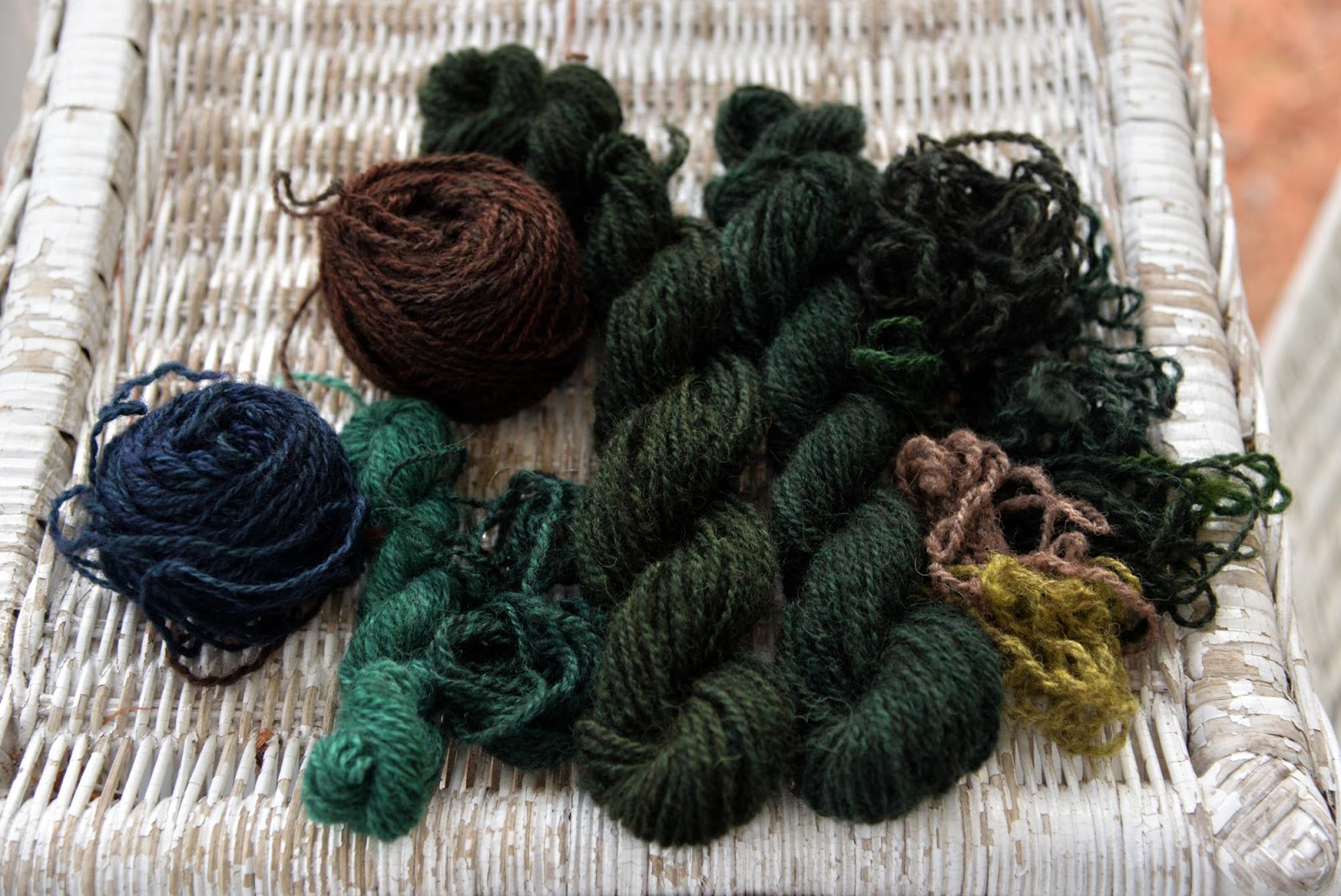 Punkin's Patch: Yarn Along - Make Yarn Use Yarn - Week Two
