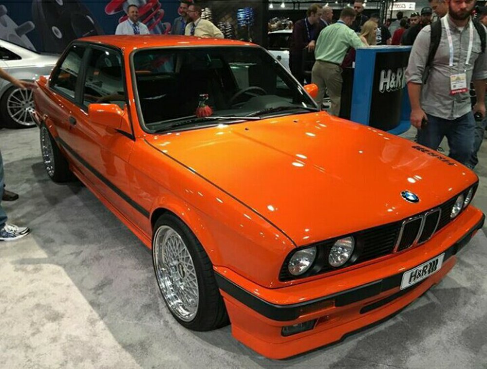 Modifikasi Mobil Sedan Tua Ceper - Modifikasi.Me