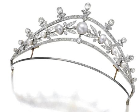 Marie Poutine's Jewels & Royals: Small and Cute Tiaras