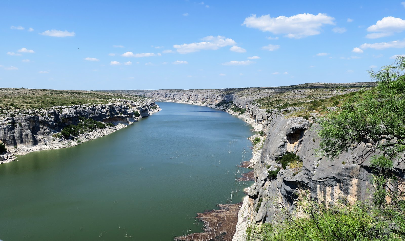 Living Rootless: On the Way to Louisiana: Pecos River