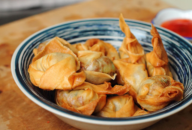 DROOMGOLVEN: EAT ME: Pangsit Goreng