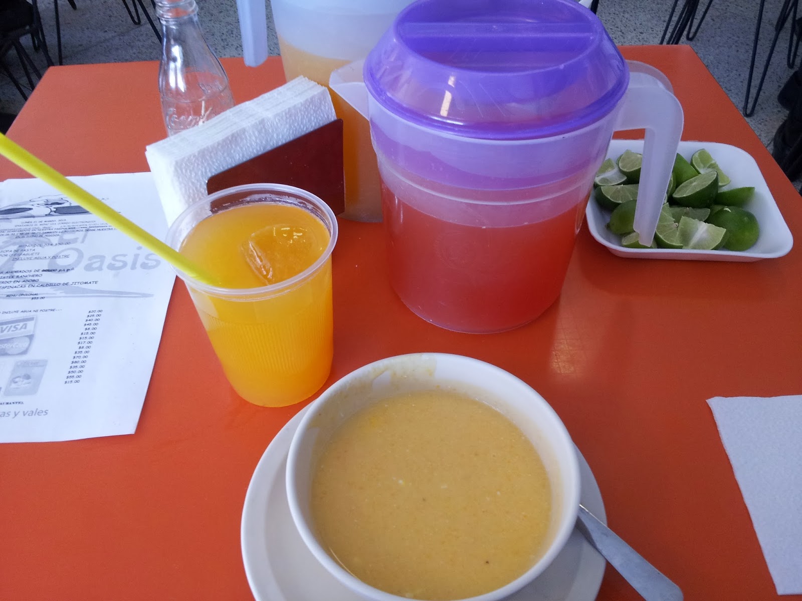 El dadaista gastronómico: COMIDA CORRIDA en México