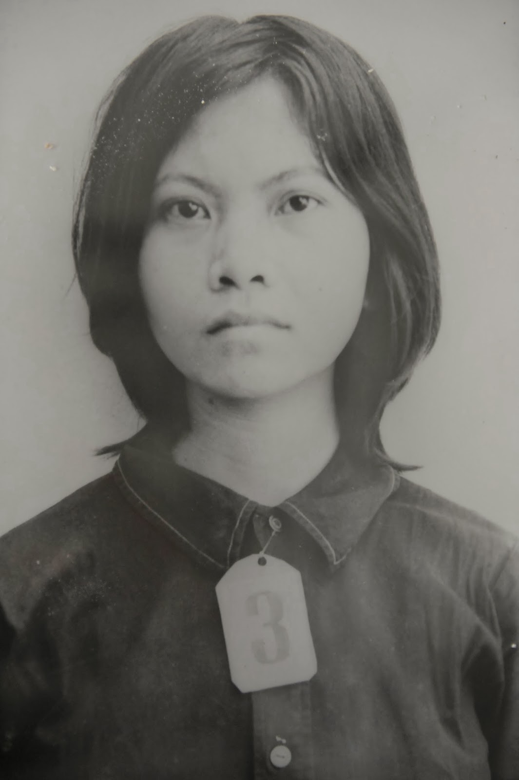 Khmer Rouge photographer Nhem Enh: "The Blind Photographer"