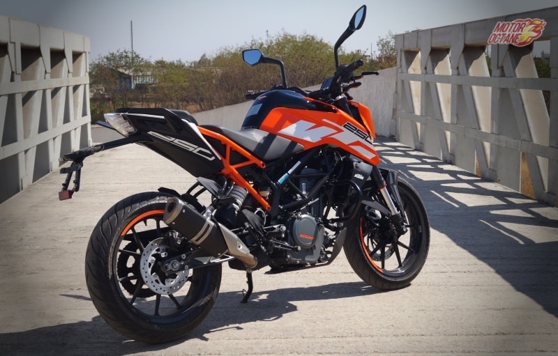 Automaniac: KTM Duke 250