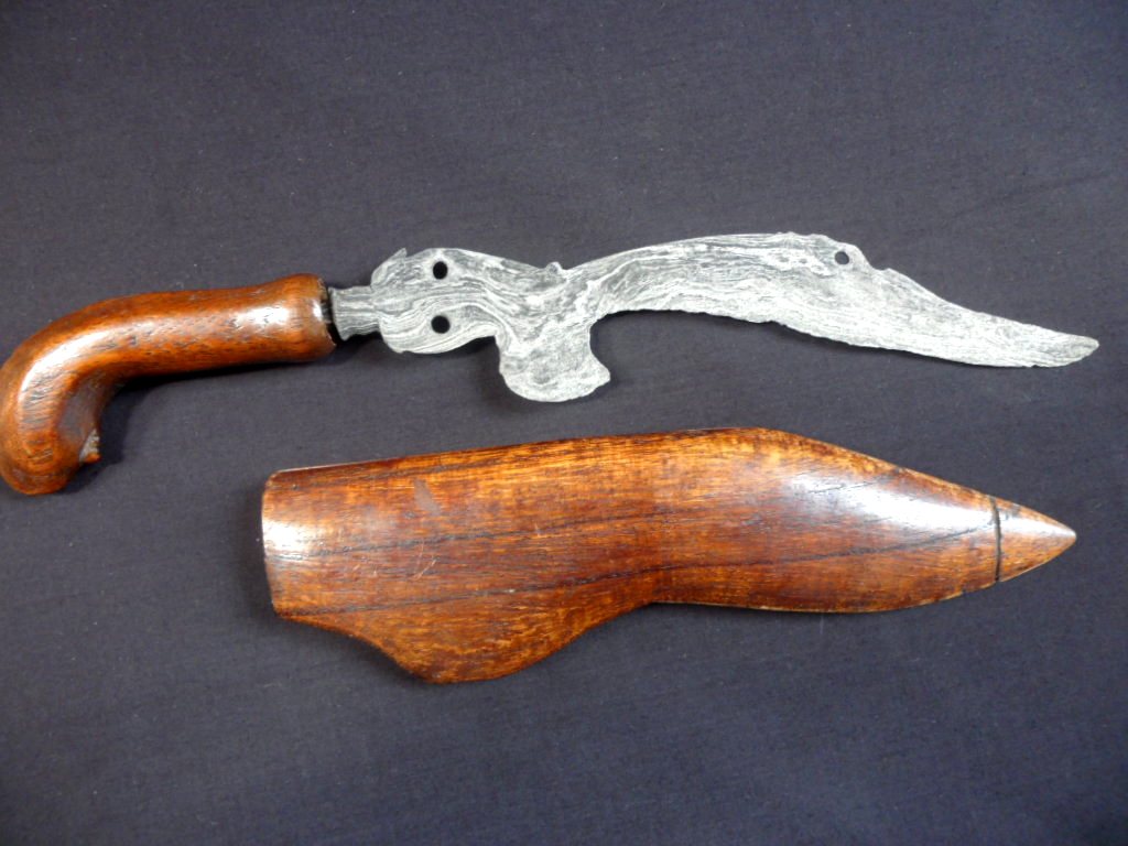 PusakA BudayA NusantarA: Kujang Pajajaran (klik di sini)(sold out)