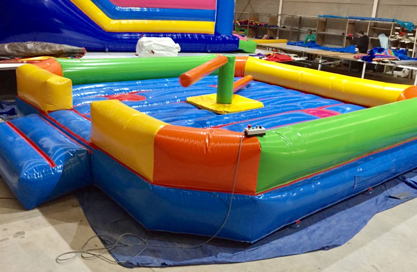 Hinchables Parotet: HINCHABLE BARREDORA VALENCIA