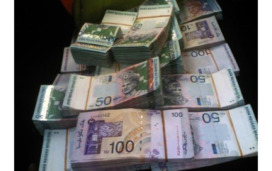 TEKNIK-TEKNIK ASB: TIPS MUDAH STUDENT KUMPUL ASBF 200K SELAMA 4 TAHUN