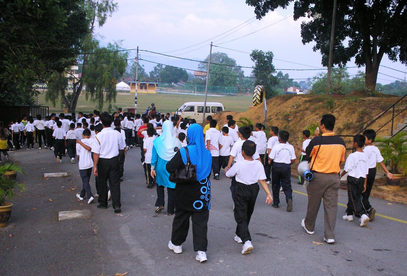 Pusat Sumber SKHHD: LARIAN 1 MURID, SATU SUKAN , SATU MALAYSIA