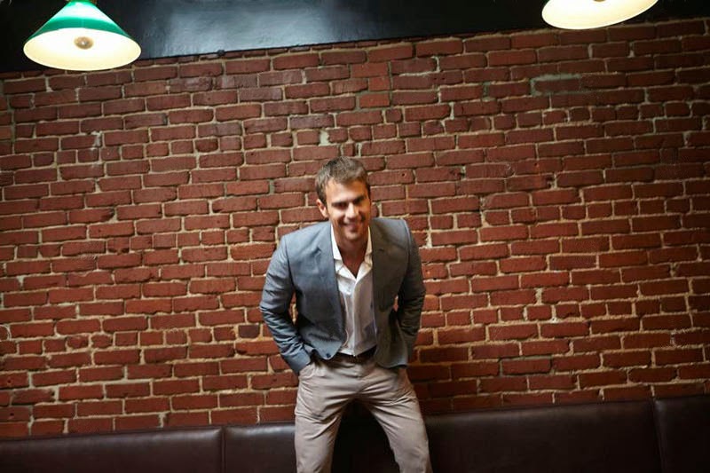 The Divergent Life: NEW Bello Magazine Photoshoot Outtakes with Theo ...
