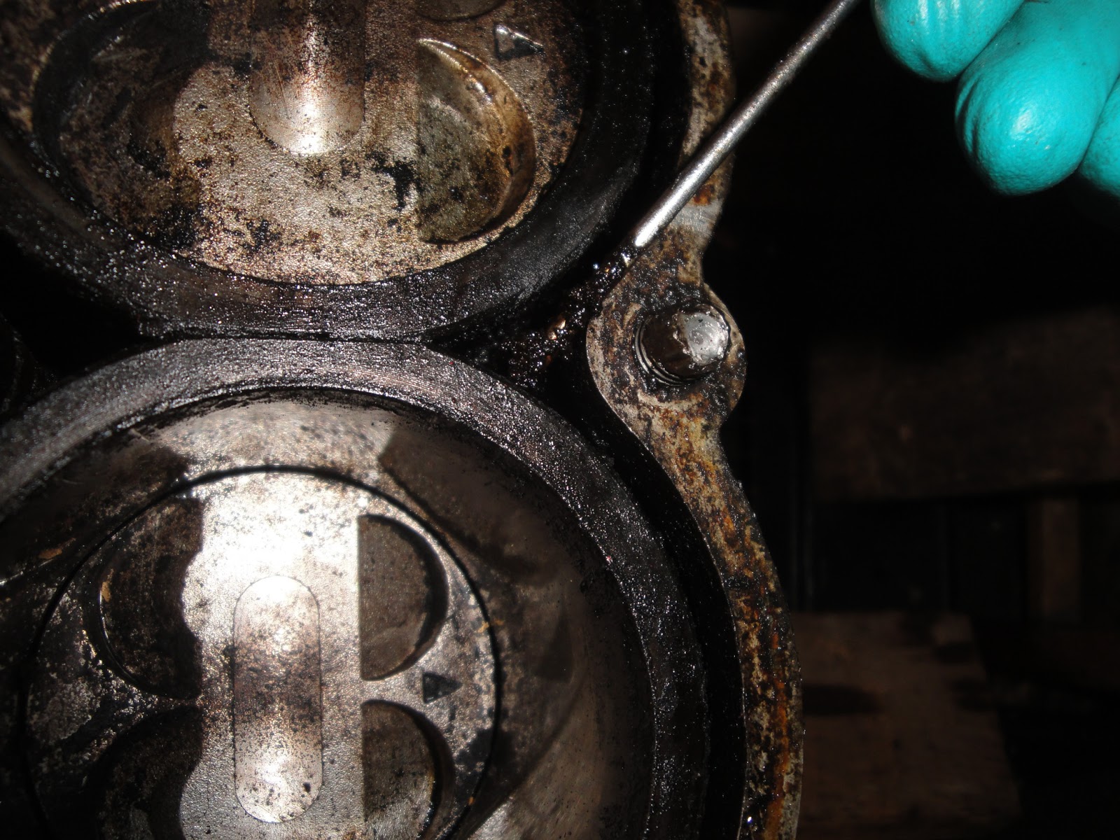 TriMotoRevival: 79mm nikasil liners compared to 76mm iron liners