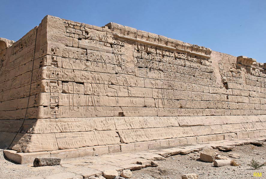 The Ancient Egypt: The outside walls of the temple of Ramses III at ...