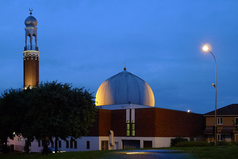 Urban Research: The Multicultural City and the Politics of Religious ...