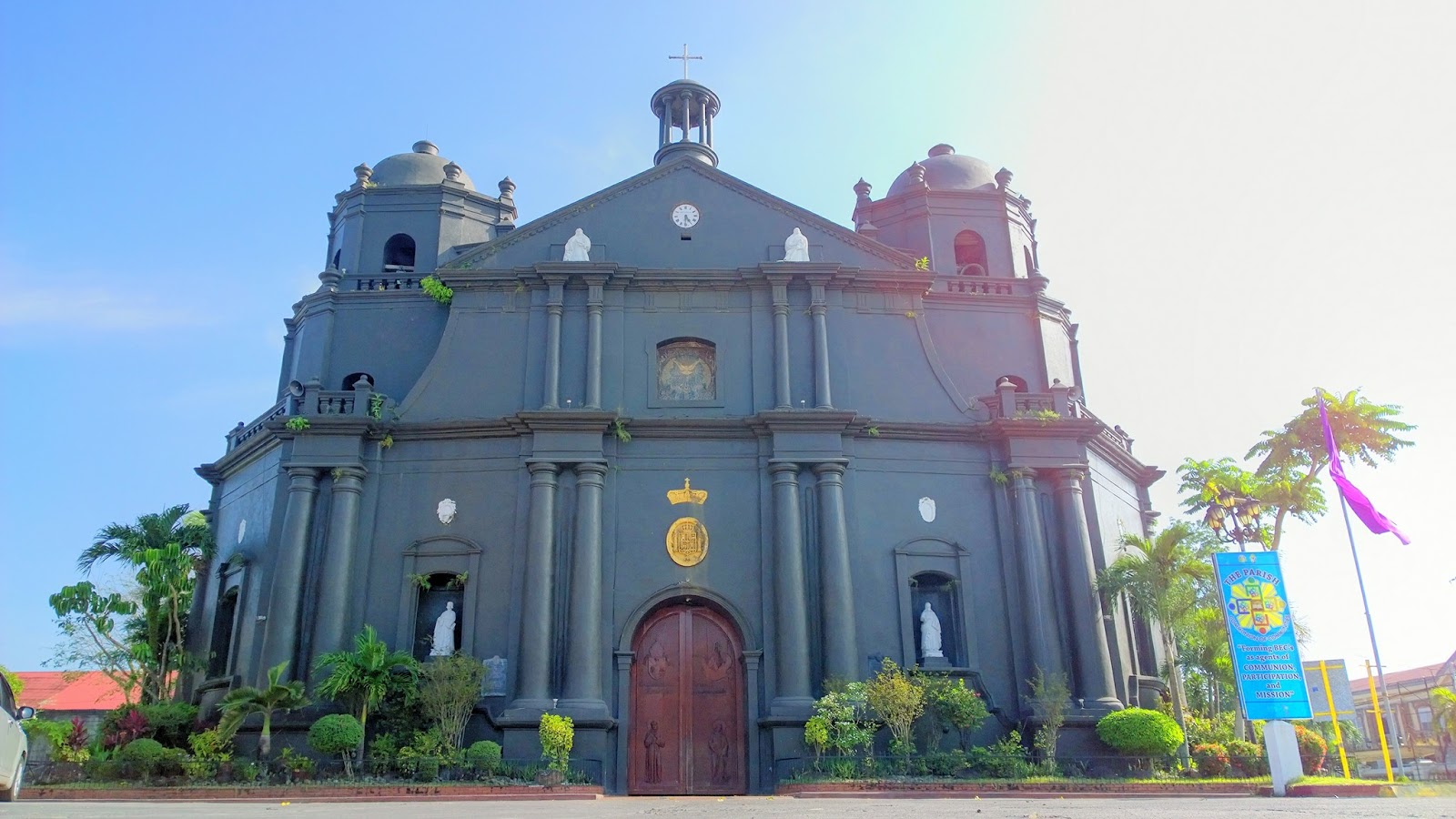 Ang IGLESIA NI CRISTO: Metropolitan Cathedral, Naga City