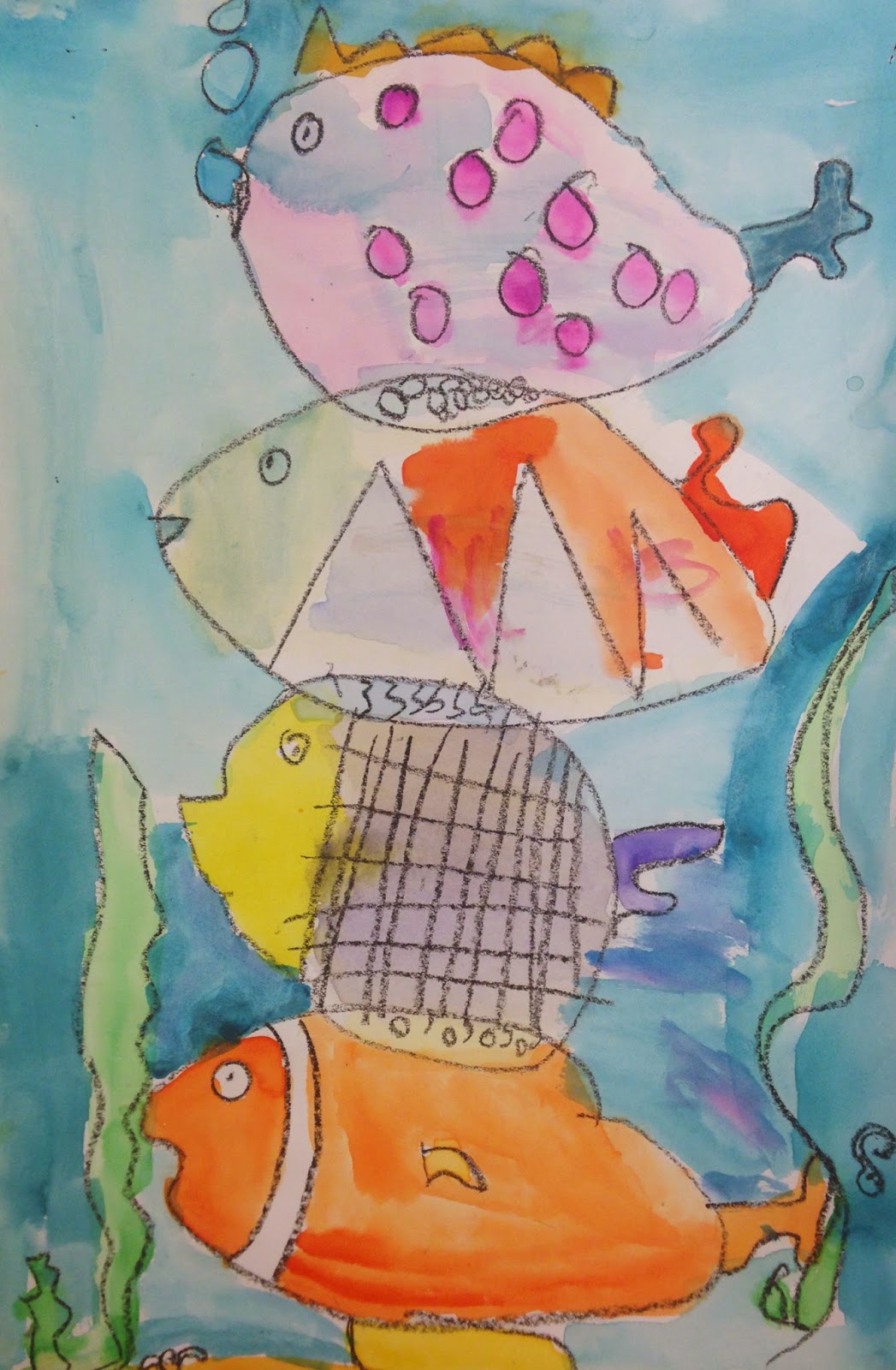 Art Room Blog: 2nd Grade Stacking Fish...