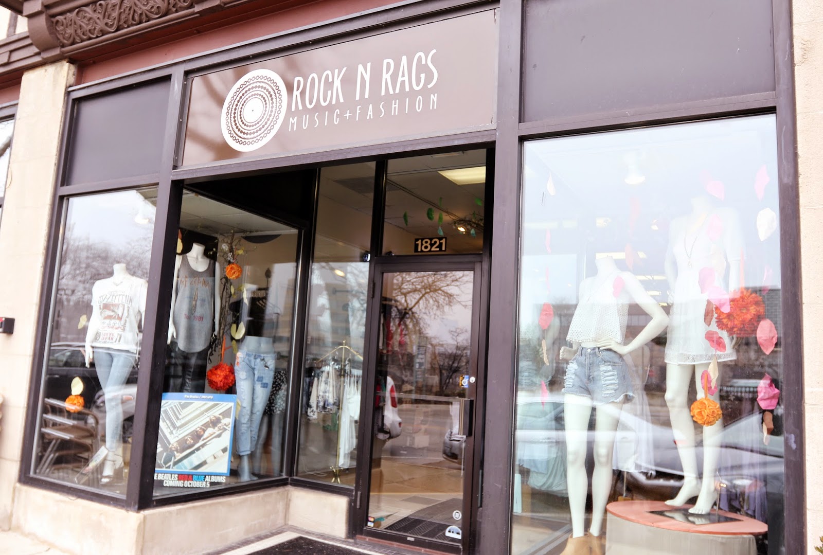 Mark Kodiak Ukena: Rock N Rags Records Shop