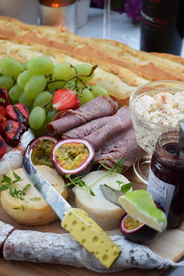 Smaskelismaskens: Ost- och charkbricka