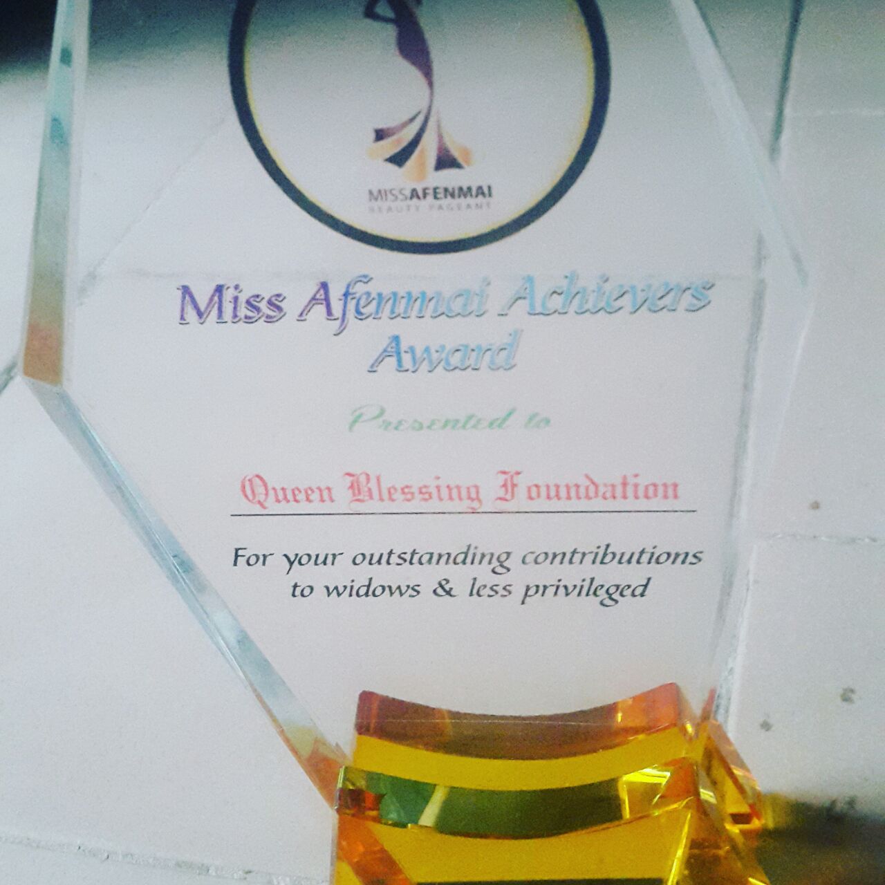 QUEEN BLESSING FOUNDATION RECIEVES ACHIEVERS AWARD - Leisure Quest ...