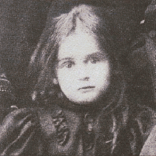 Reverend Jeffrey's Story of History: Edith Stein-- A Modern Saint