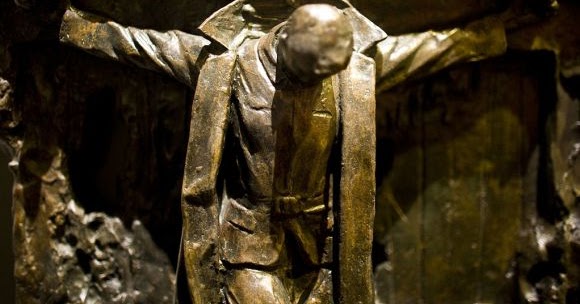 Roads to the Great War: Canada's Golgotha or the Legend of the ...