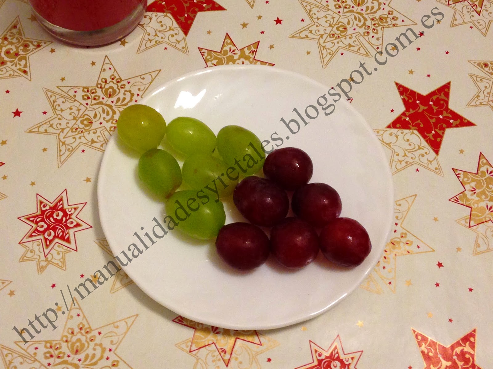 Manualidades y retales: Uvas de dos colores